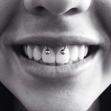 The smiley piercing: Healing and Aftercare Guide & FAQs Answered - VeAn ...