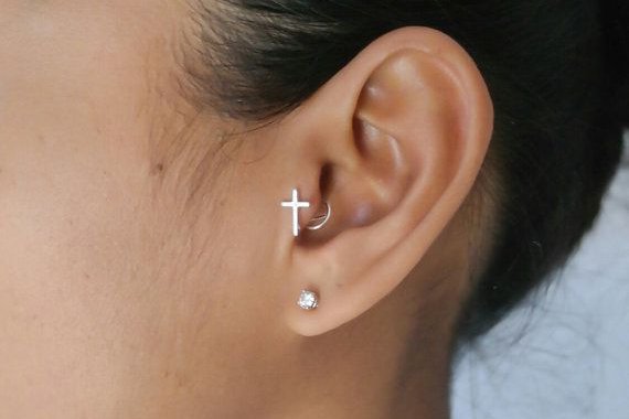The tragus piercing: Healing and Aftercare Guide & FAQs Answered - VeAn ...